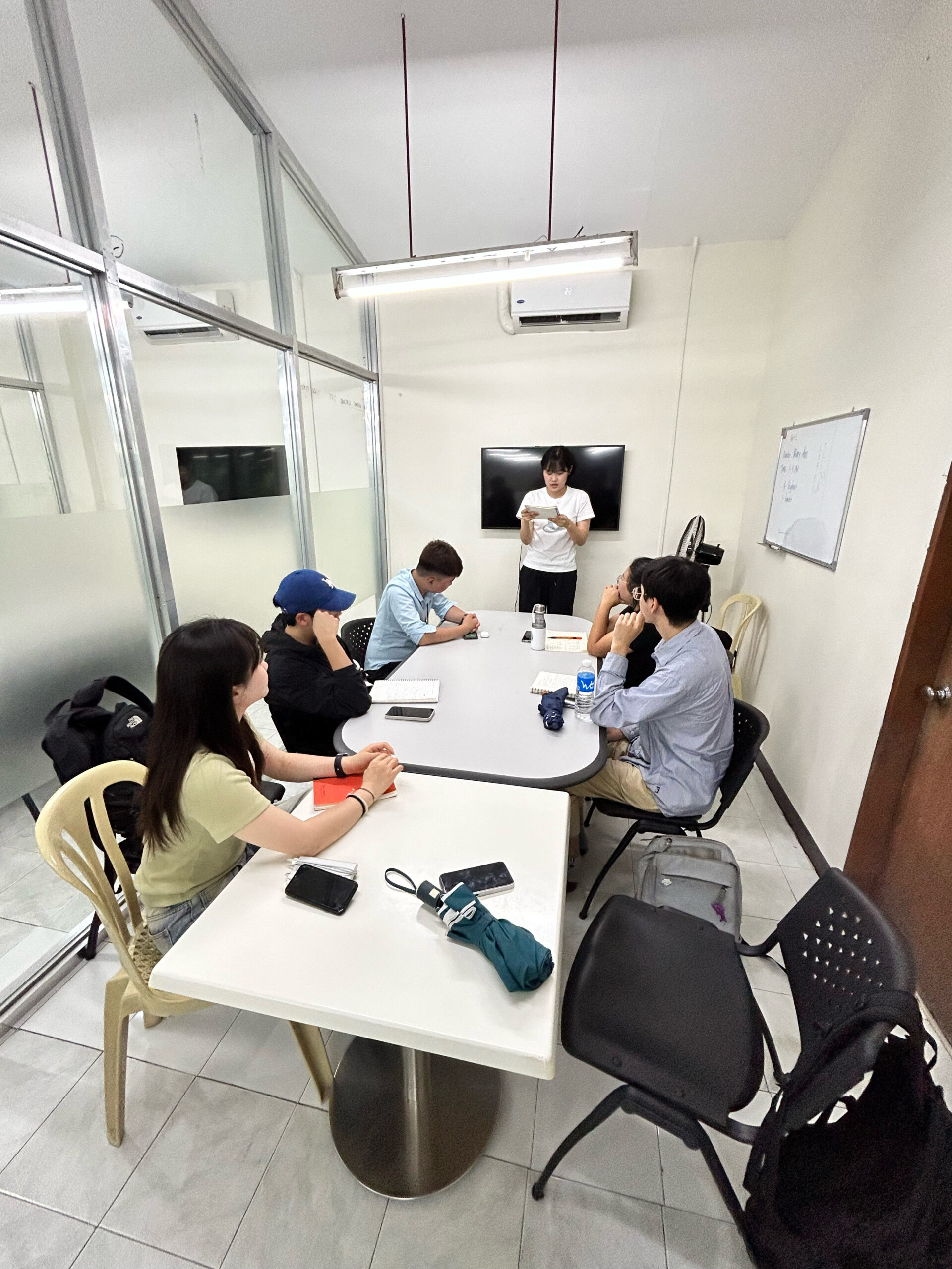 クラスルーム | LSLC公式｜フィリピン留学・ラサール大学附属語学学校